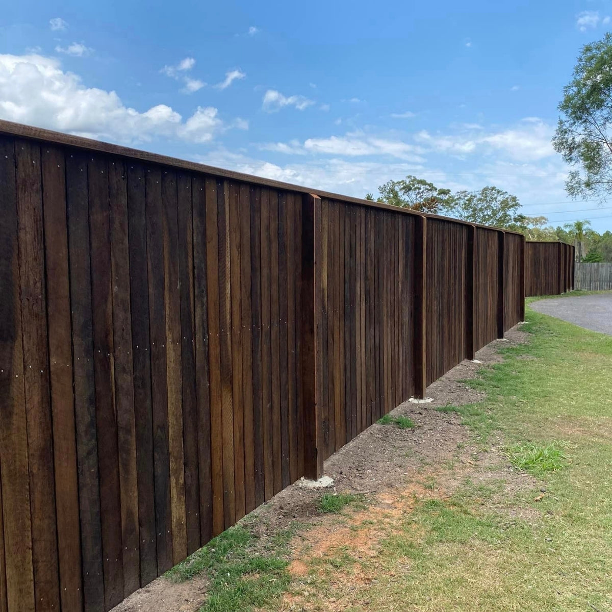 HWD Post ACQ H4 : 100 x 100 x 1800 – Ironbark Timber